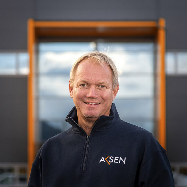 Menneskene - Aksen AS